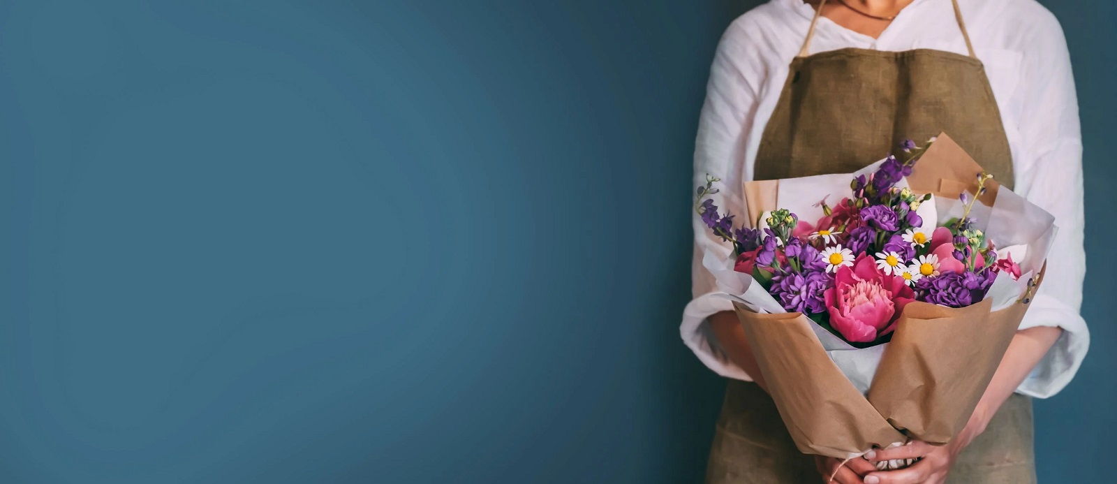 FLOWERS & GIFTS – The Shop@VGH